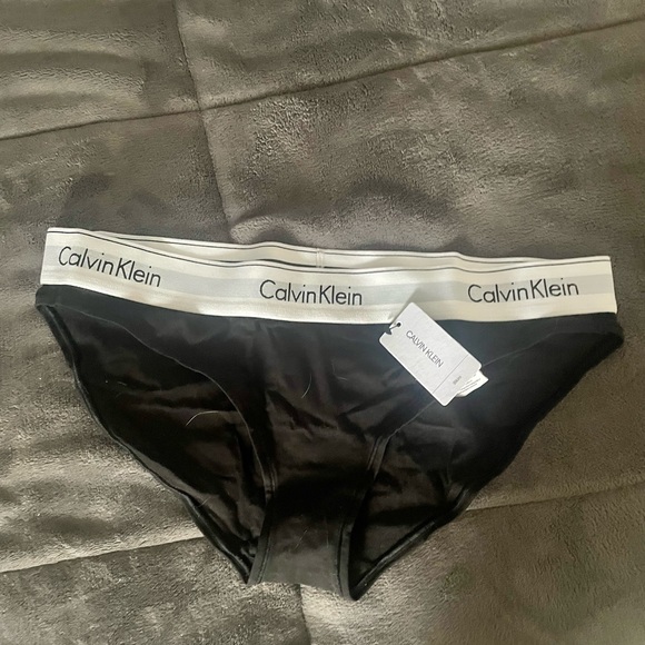 Calvin Klein | Intimates & Sleepwear | Nwt Calvin Klein Matching Set ...